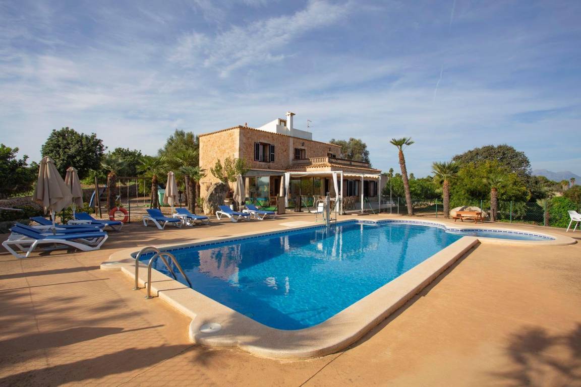 220 M² House ∙ 4 Bedrooms ∙ 8 Guests - Can Picafort