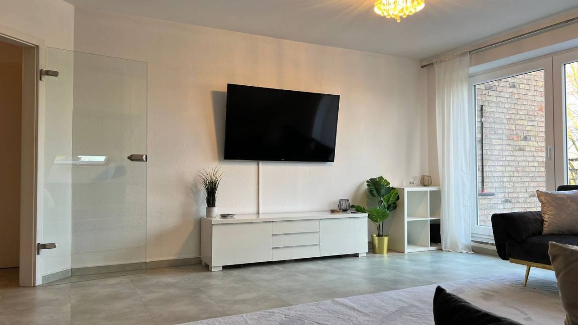 78 M² Apartment ∙ 2 Bedrooms ∙ 6 Guests - Hürth