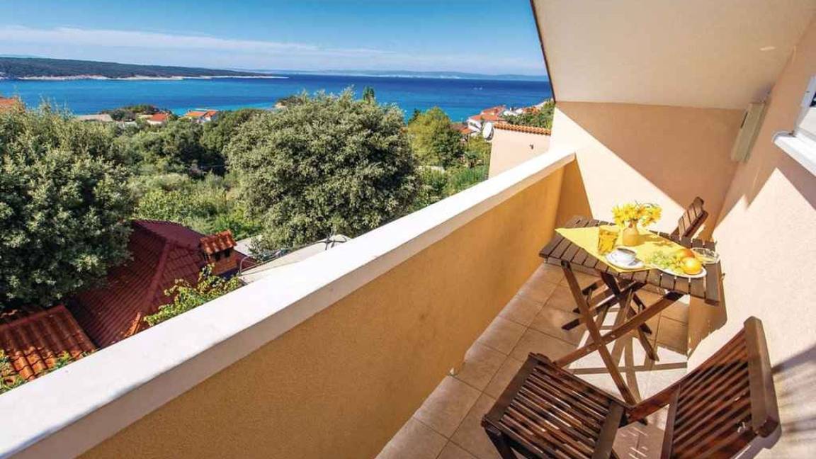 100 M² Apartamento ∙ 3 Habitaciones ∙ 6 Huéspedes - Rab