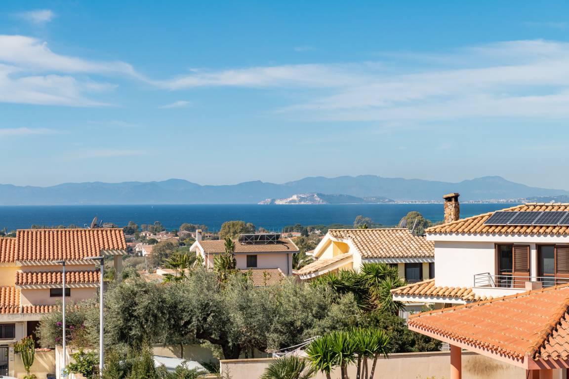 120 M² Huis ∙ 2 Slaapkamers ∙ 3 Gasten - Quartu Sant'Elena