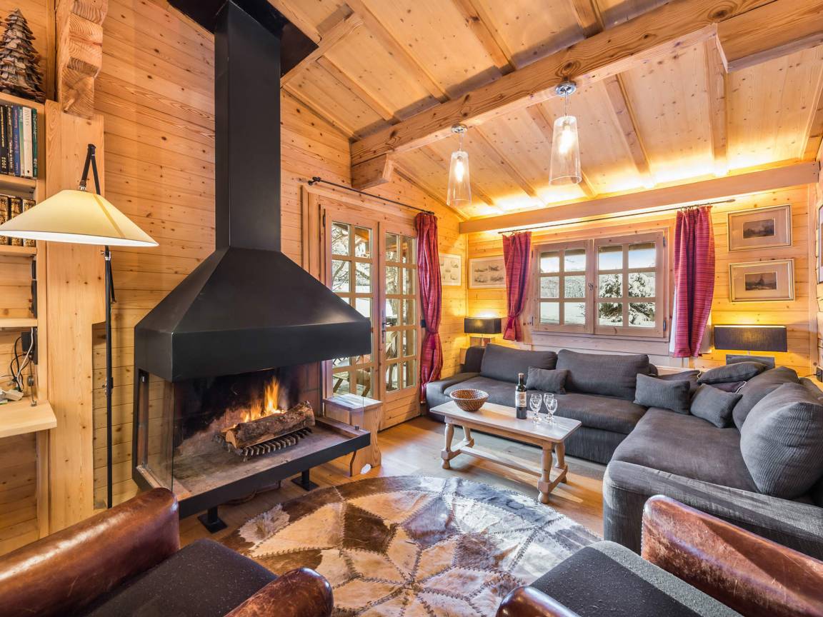 120 M² Chalet ∙ 4 Bedrooms ∙ 10 Guests - Megève