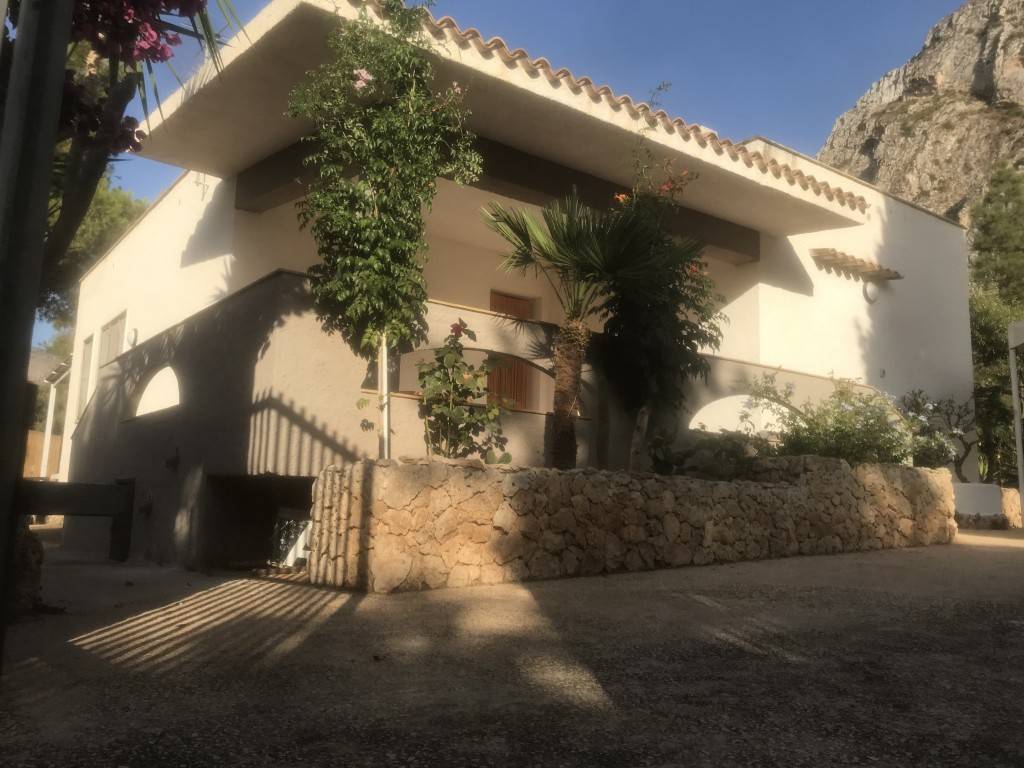 100 M² Villa ∙ 3 Slaapkamers ∙ 8 Gasten - San Vito Lo Capo