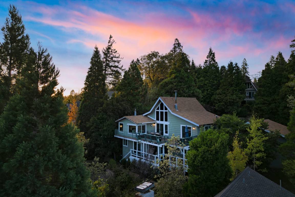 194 M² House ∙ 3 Bedrooms ∙ 10 Guests - Lake Arrowhead