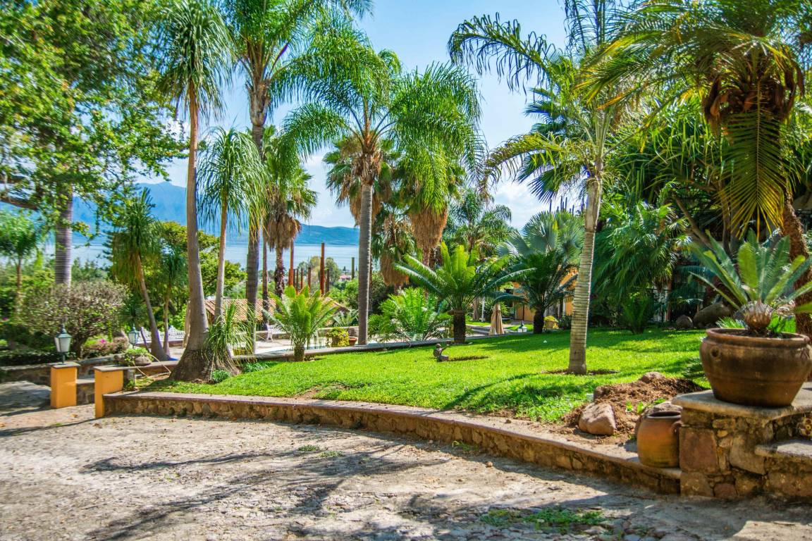 Apartment ∙ 3 Bedrooms ∙ 8 Guests - Ajijic