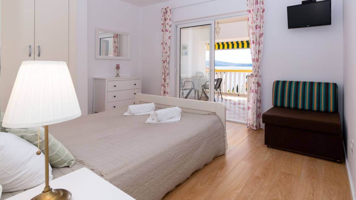 18 M² Hotel ∙ 1 Schlafzimmer ∙ 2 Gäste - Crikvenica