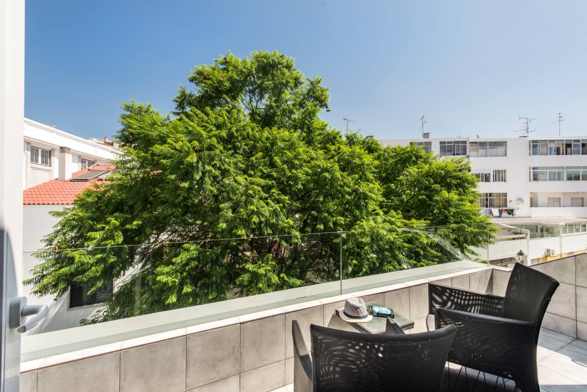 111 M² Talo ∙ 2 Makuuhuonetta ∙ 4 Vierasta - Faro