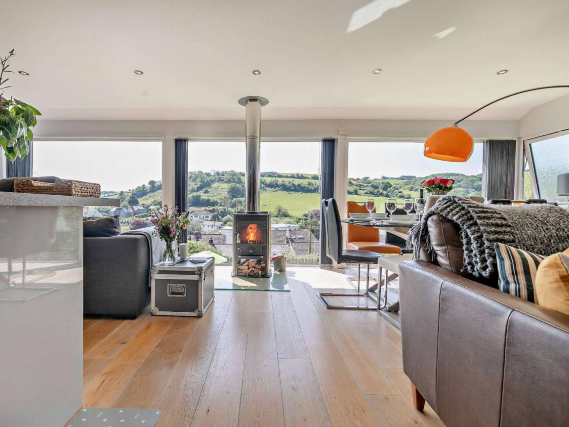 Cottage ∙ 4 Bedrooms ∙ 8 Guests - Saltash