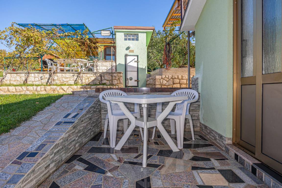 18 M² Apartment ∙ 2 Guests - Krk