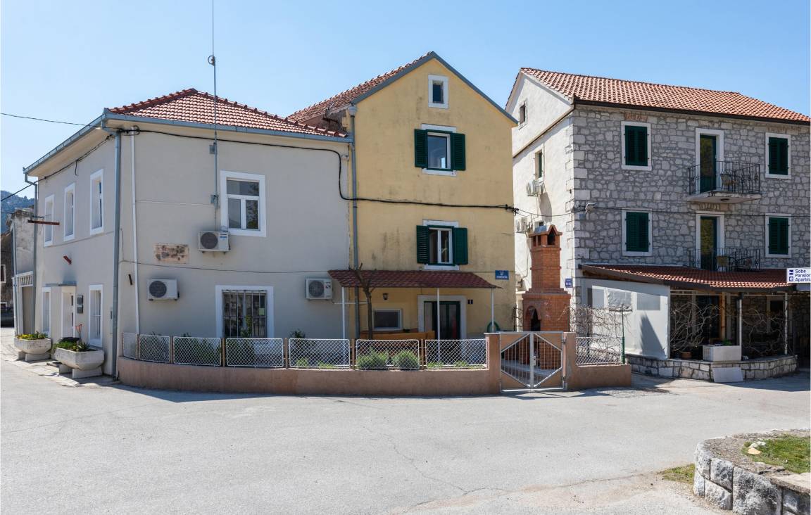 120 M² Huis ∙ 3 Slaapkamers ∙ 6 Gasten - Duba