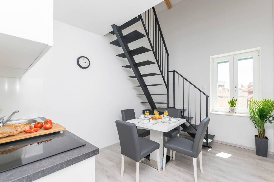 40 M² Apartamento ∙ 1 Habitación ∙ 4 Huéspedes - Šibenik