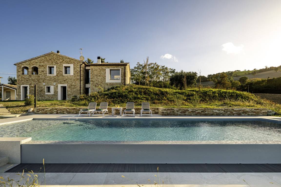 260 M² Apartment ∙ 4 Bedrooms ∙ 8 Guests - Pergola
