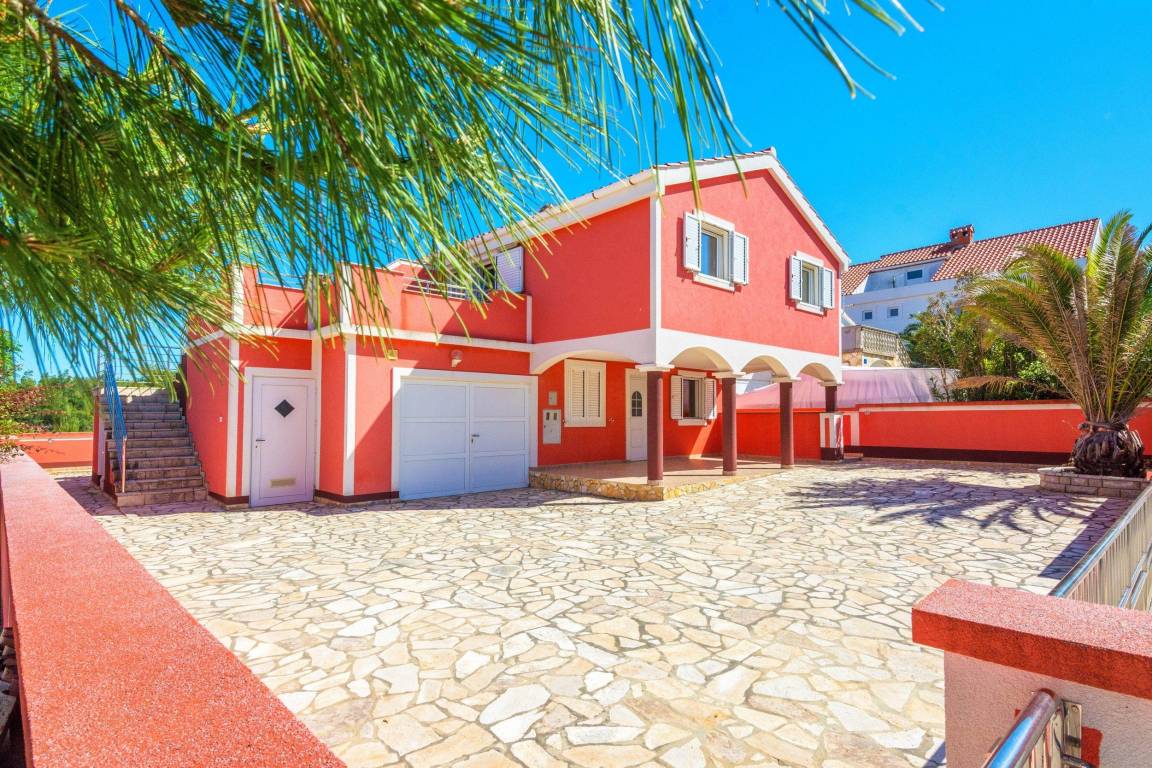 60 M² Apartment ∙ 2 Bedrooms ∙ 5 Guests - Vir