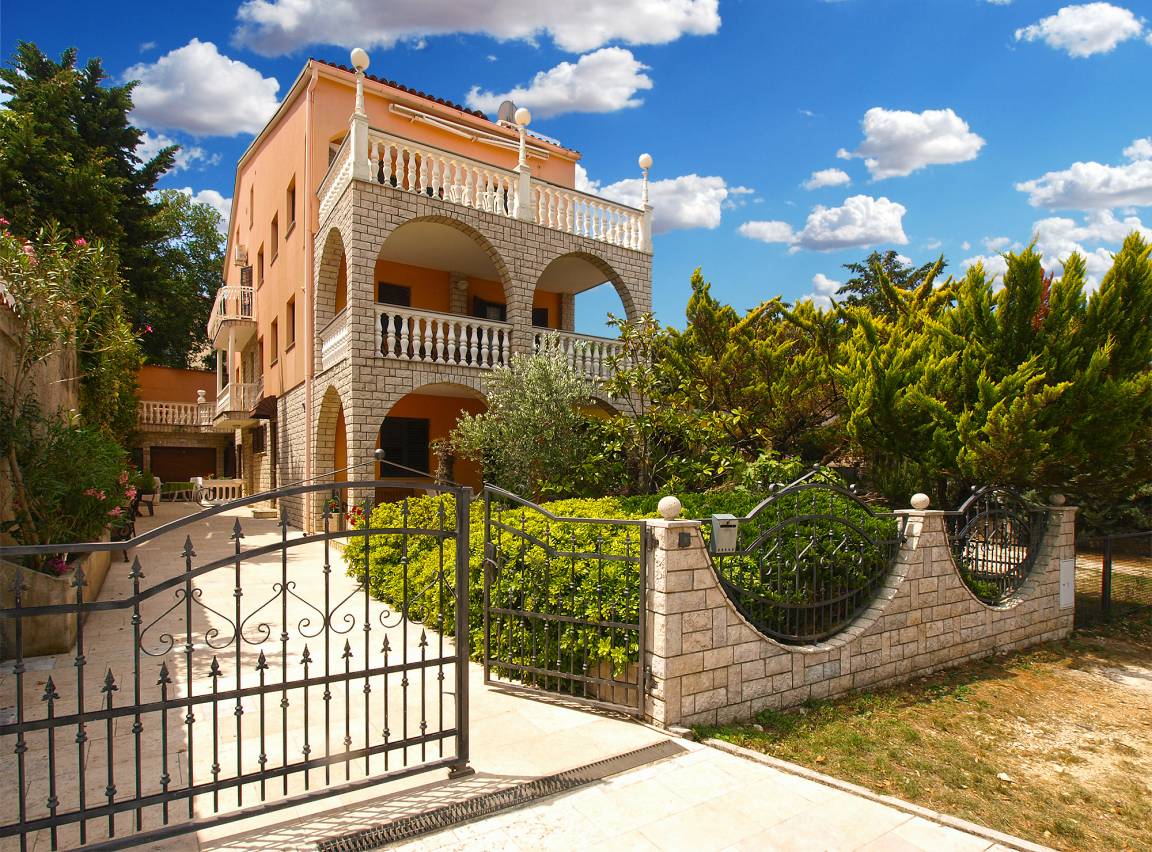 40 M² Apartamento ∙ 1 Habitación ∙ 4 Huéspedes - Pula
