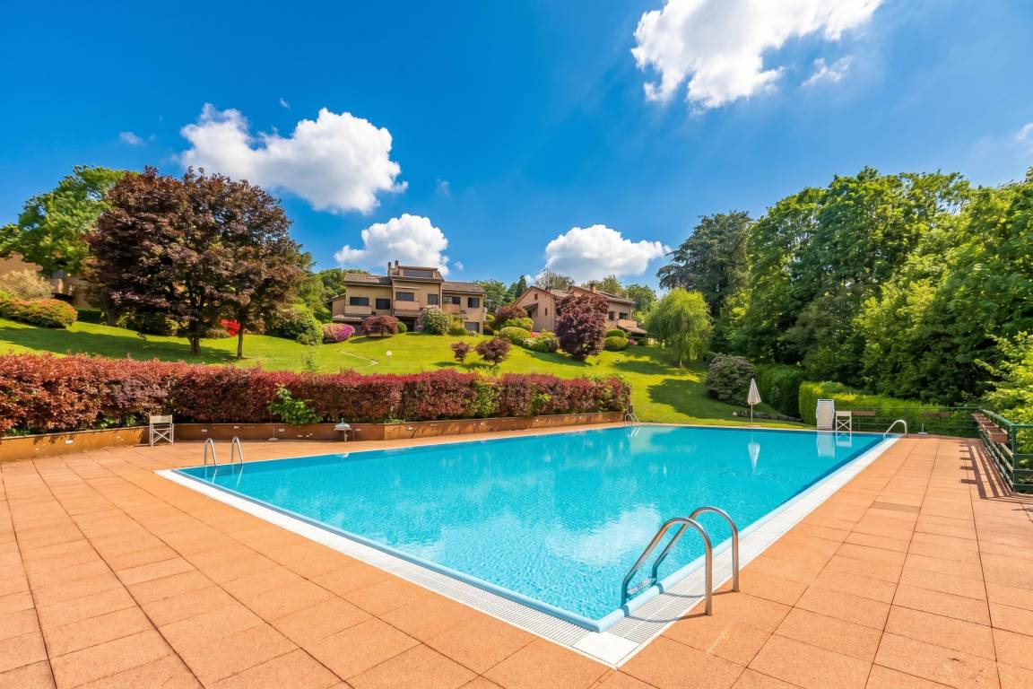 95 M² Talo ∙ 3 Makuuhuonetta ∙ 5 Vierasta - Stresa