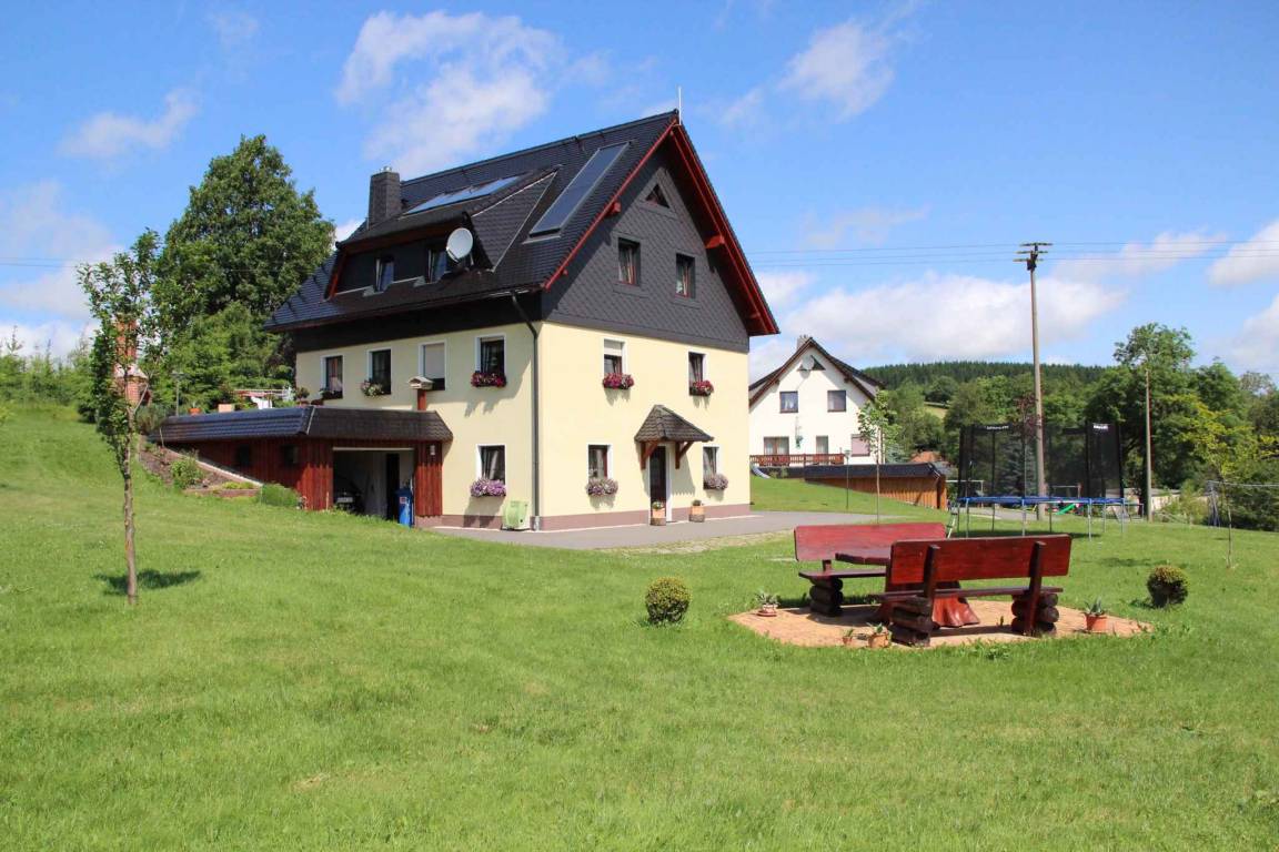42 M² Ferienwohnung ∙ 1 Schlafzimmer ∙ 4 Gäste - Olbernhau