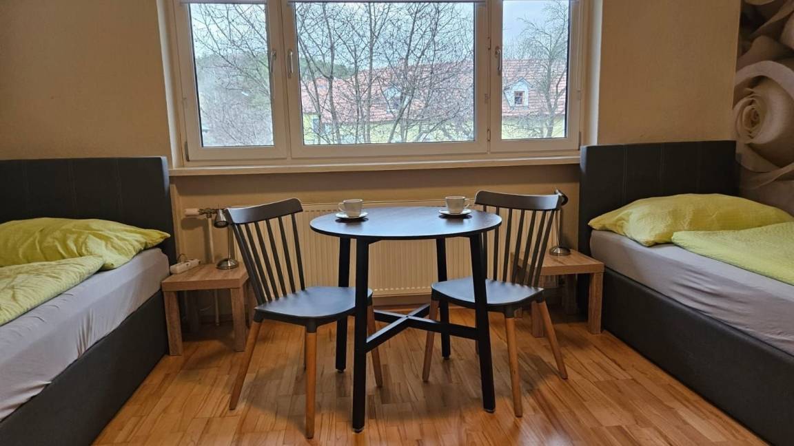 90 M² Ferienwohnung ∙ 2 Schlafzimmer ∙ 6 Gäste - Spitz