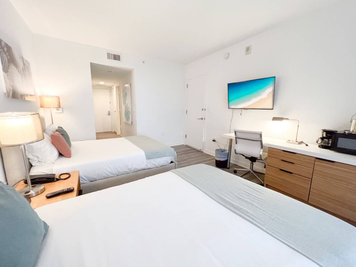 357 M² Apartment ∙ 1 Bedroom ∙ 4 Guests - North Miami, FL