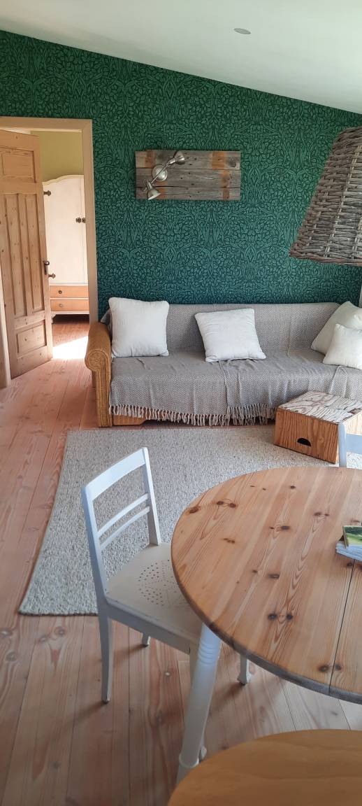 60 M² Ferienhaus ∙ 2 Schlafzimmer ∙ 5 Gäste - Deggenhausertal