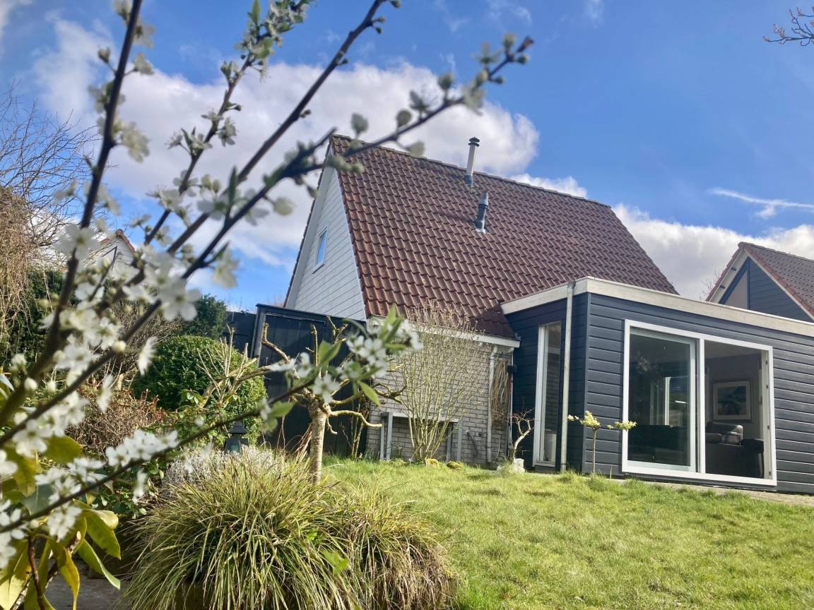 100 M² House ∙ 3 Bedrooms ∙ 6 Guests - Schiermonnikoog