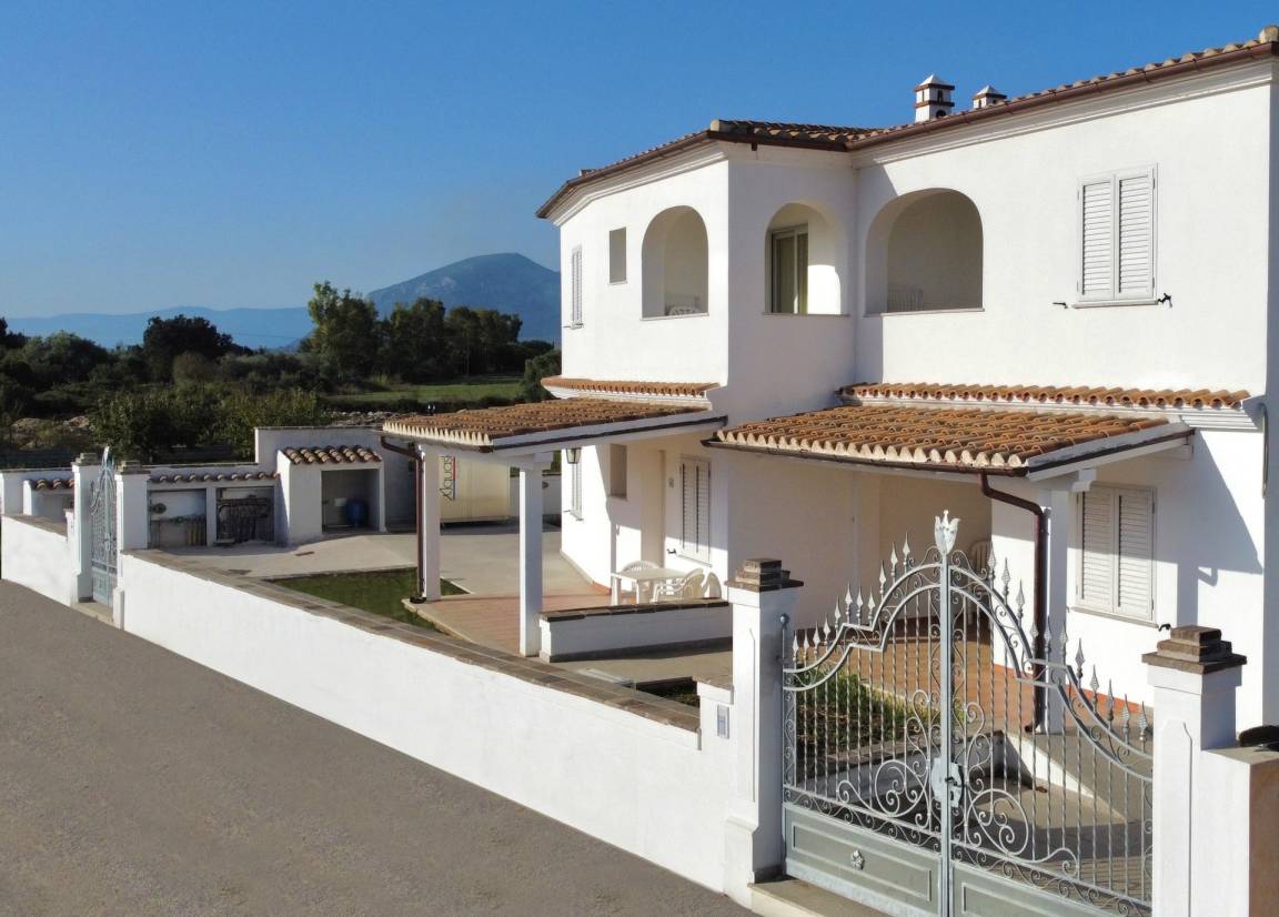 42 M² Appartement ∙ 1 Chambre ∙ 3 Personnes - Orosei