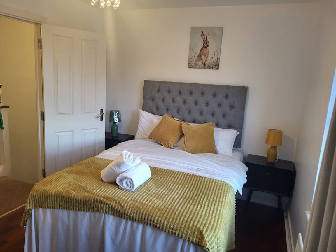 64 M² Casa ∙ 2 Habitaciones ∙ 3 Huéspedes - Colchester