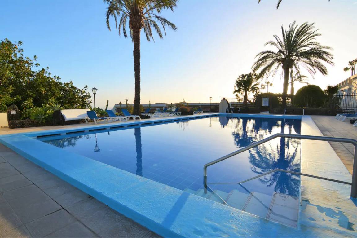 180 M² Apartment ∙ 3 Bedrooms ∙ 6 Guests - Los Cristianos