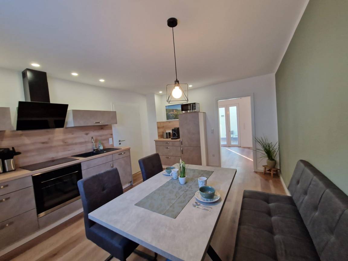 55 M² Apartment ∙ 1 Bedroom ∙ 3 Guests - Maikammer