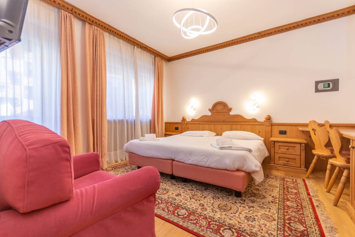 49 M² Apartament ∙ 2 Sypialnie ∙ 4 Gości - Alleghe