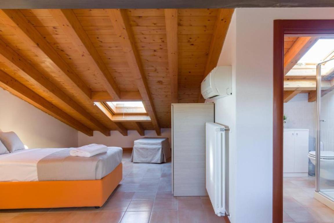 100 M² Appartamento ∙ 2 Camere Da Letto ∙ 5 Ospiti - Garda