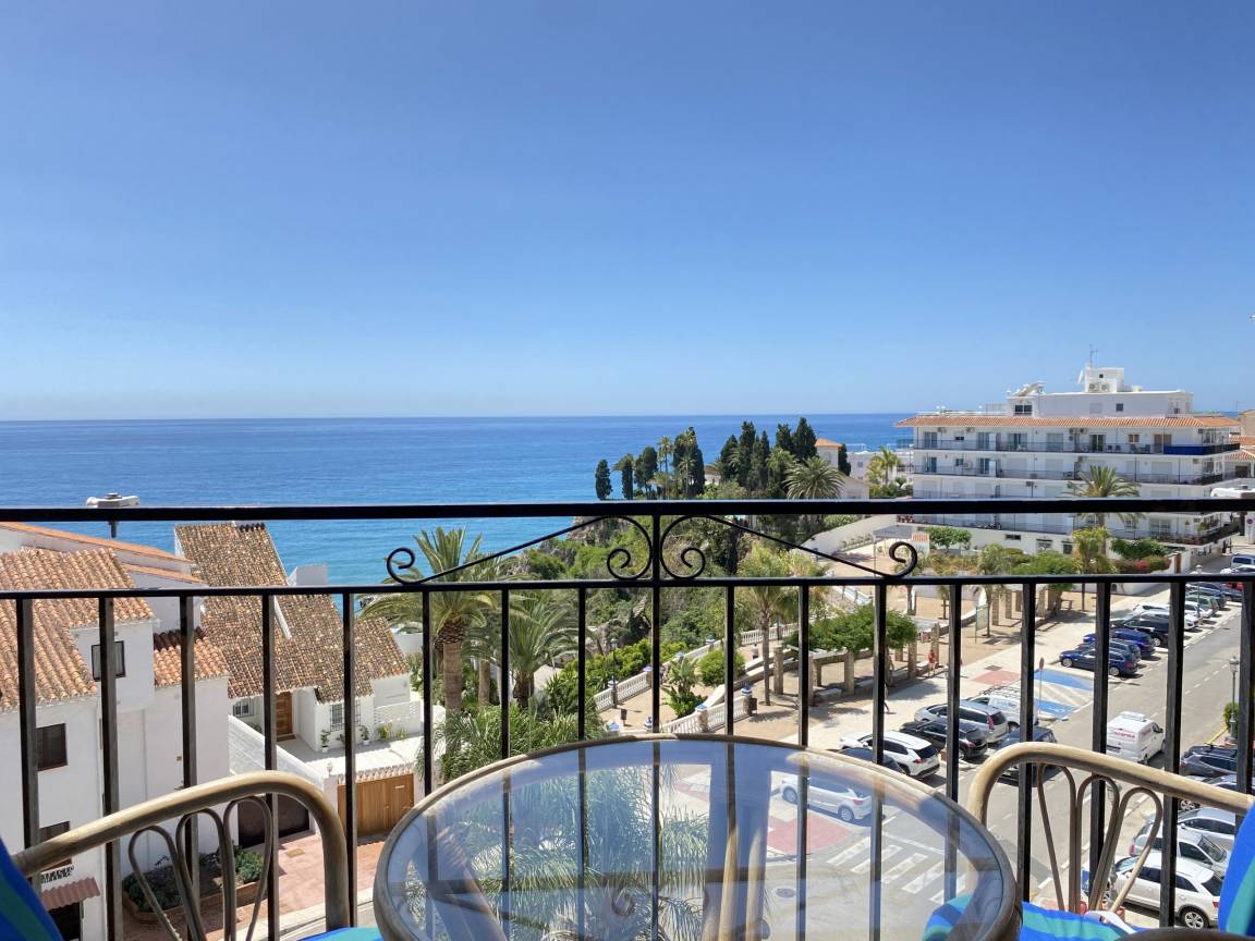 85 M² Apartamento ∙ 2 Habitaciones ∙ 4 Huéspedes - Frigiliana