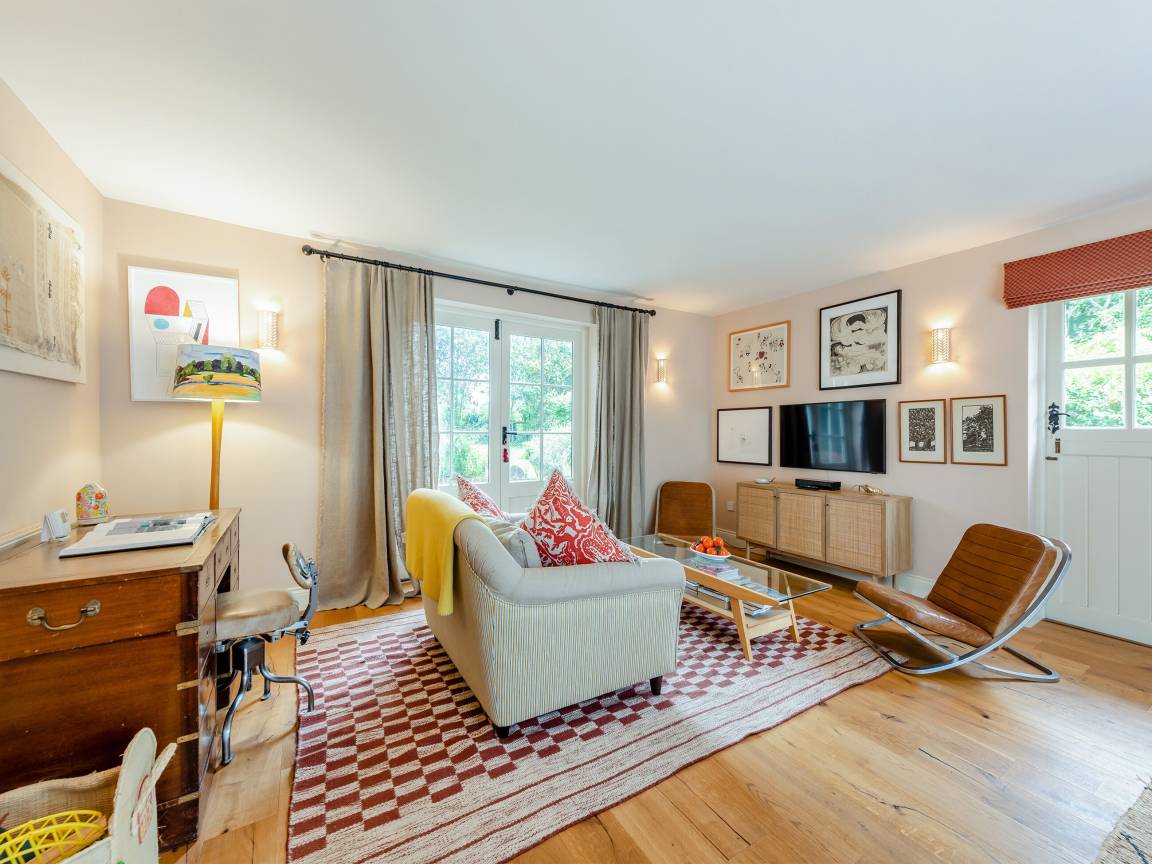Cottage ∙ 2 Bedrooms ∙ 4 Guests - Eastbourne
