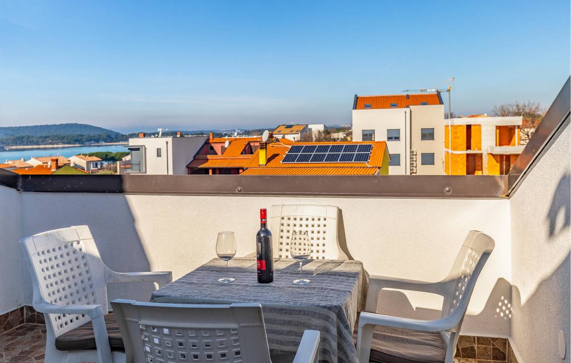 170 M² Dúplex ∙ 5 Habitaciones ∙ 10 Huéspedes - Medulin