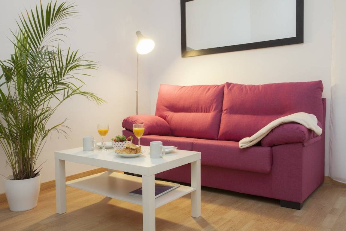 90 M² Huoneisto ∙ 3 Makuuhuonetta ∙ 6 Vierasta - Valencia