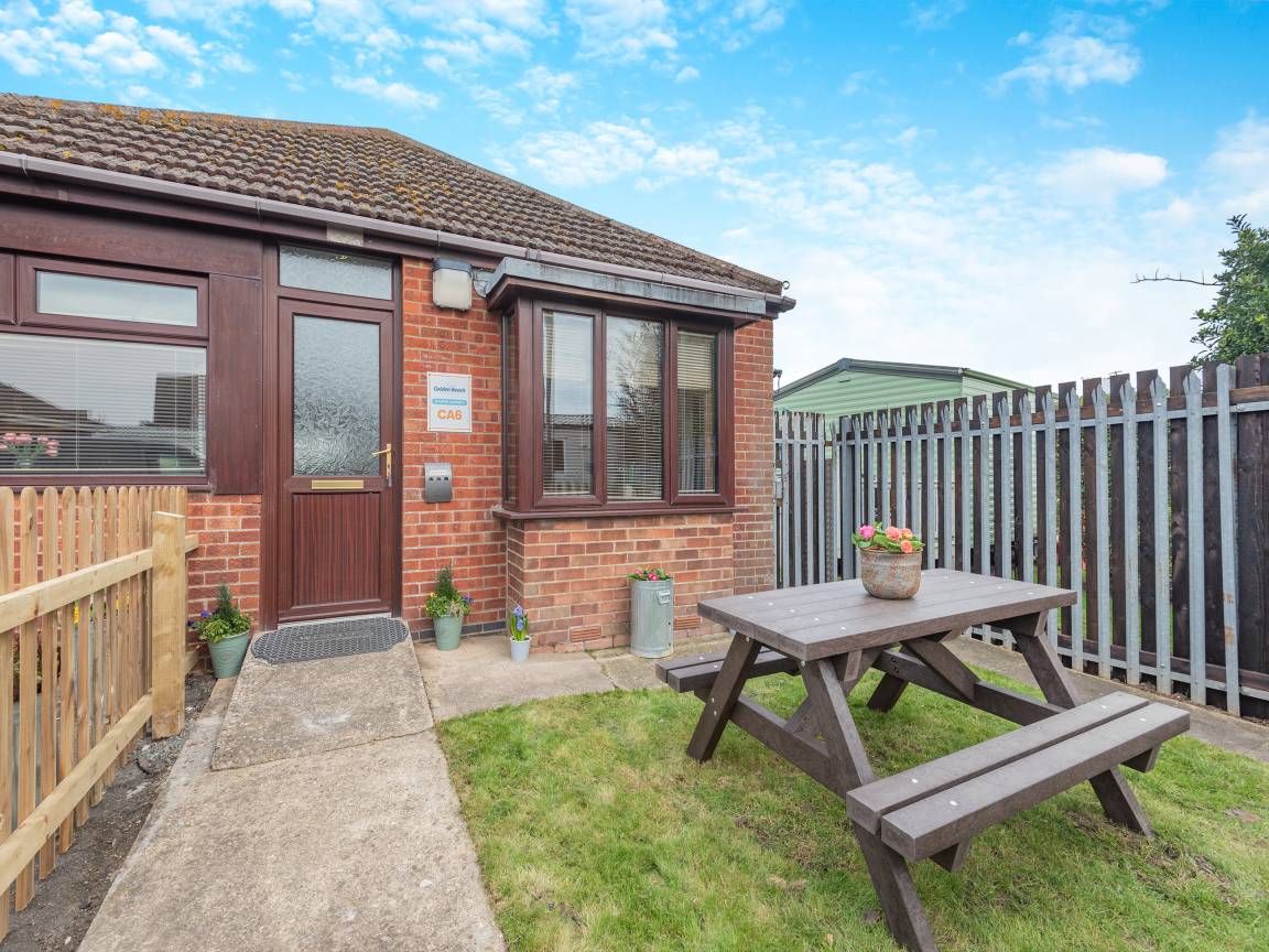 Cottage ∙ 2 Bedrooms ∙ 4 Guests - Ingoldmells