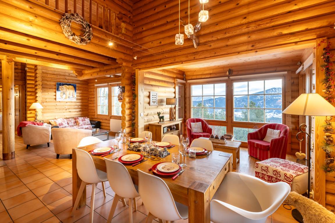 145 M² Chalet ∙ 4 Chambres ∙ 8 Personnes - Lac de Matemale