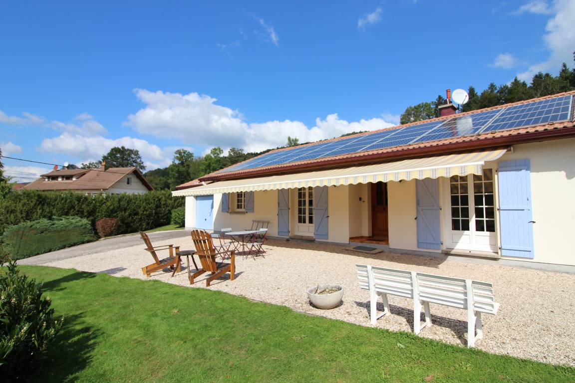 95 M² House ∙ 3 Bedrooms ∙ 5 Guests - Vosges