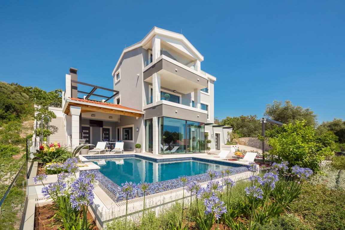Villa ∙ 4 Schlafzimmer ∙ 8 Gäste - Trogir
