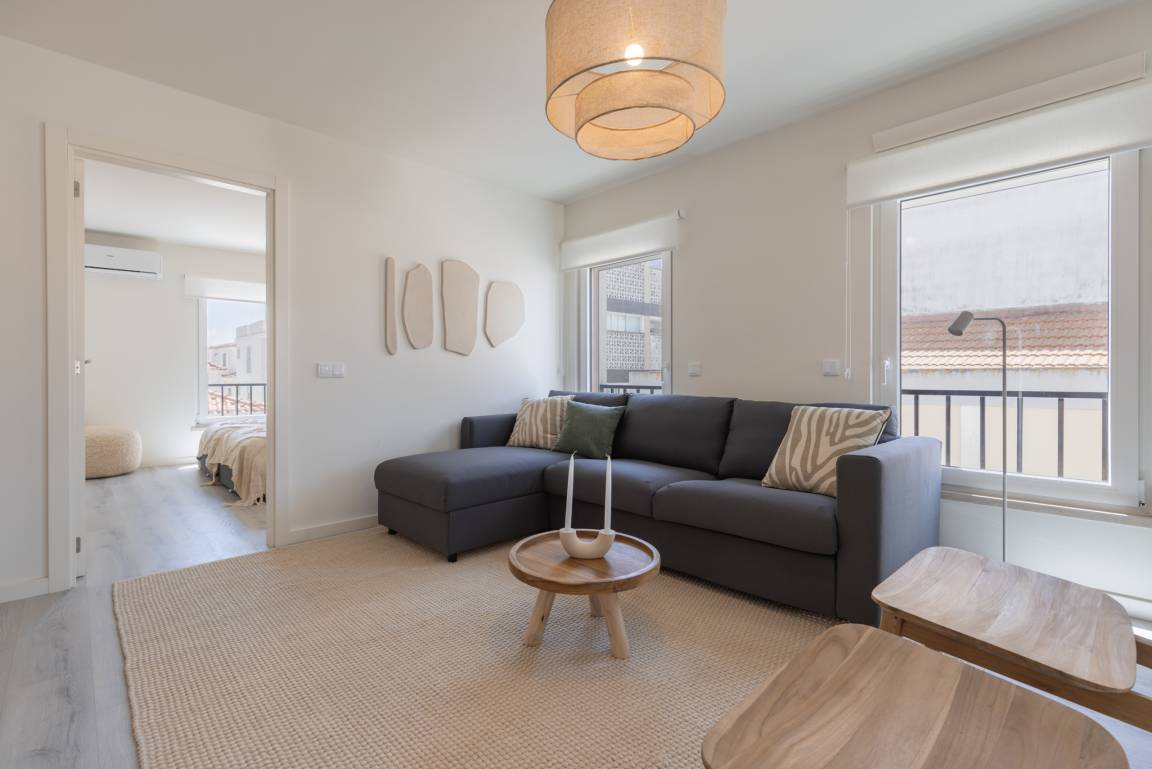 65 M² Huoneisto ∙ 2 Makuuhuonetta ∙ 4 Vierasta - Peniche