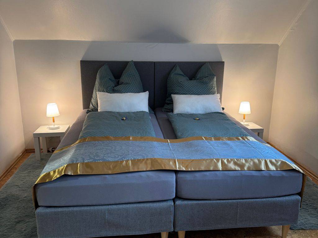 70 M² Apartamento ∙ 1 Quarto ∙ 4 Hóspedes - Erlangen