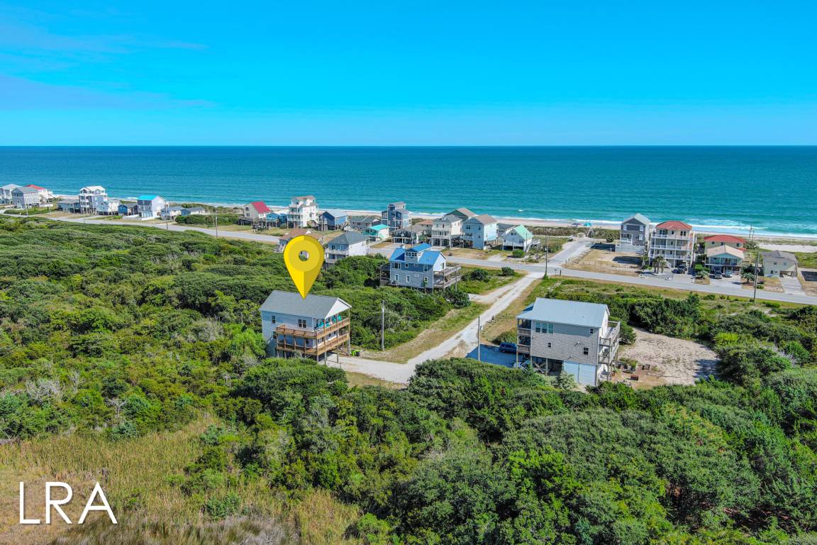 187 M² House ∙ 4 Bedrooms ∙ 10 Guests - North Topsail Beach, NC
