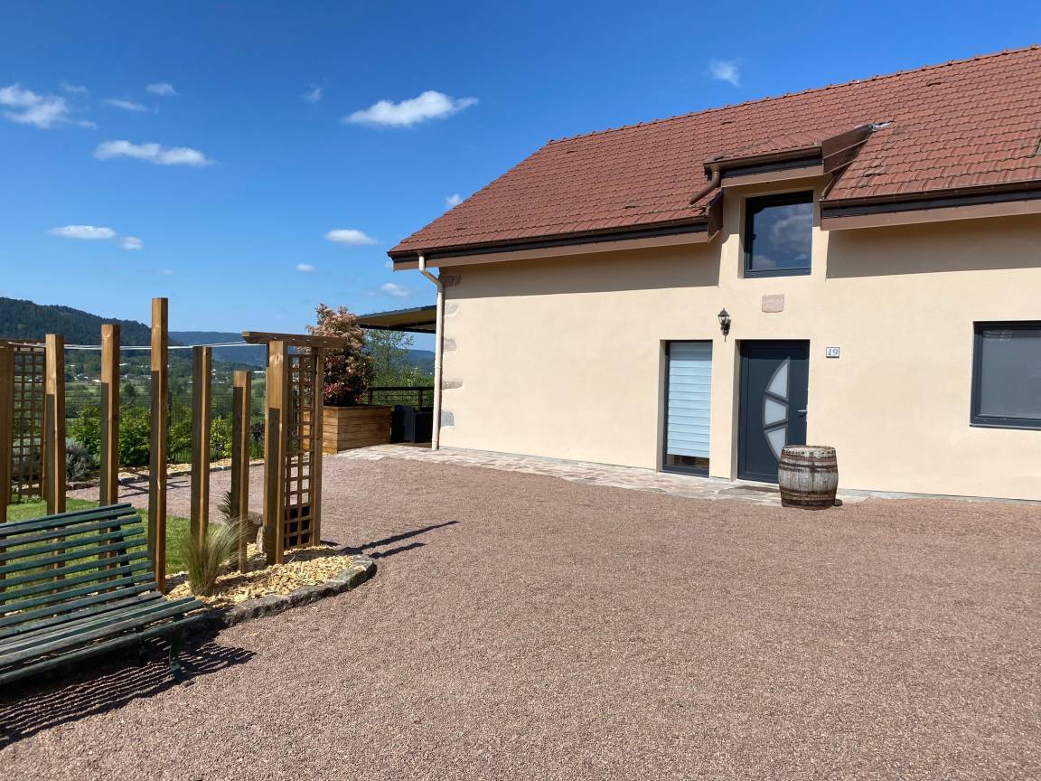 210 M² Cottage ∙ 5 Chambres ∙ 10 Personnes - Remiremont