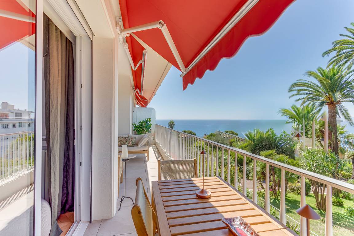 64 M² Apartment ∙ 1 Bedroom ∙ 4 Guests - Nice