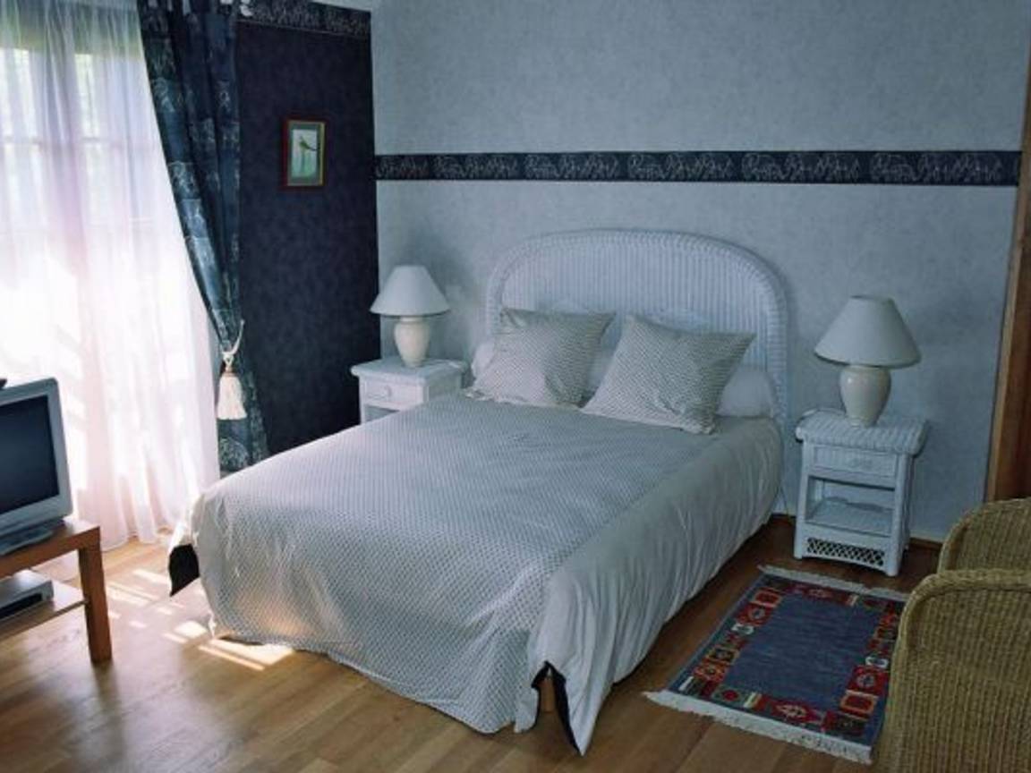 23 M² Chambre D'hôtes ∙ 1 Chambre ∙ 2 Personnes - Sainte-Menehould
