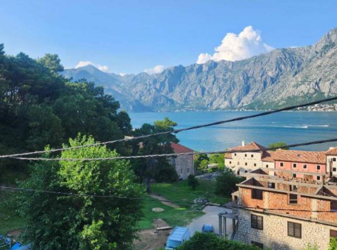 50 M² Ferienhaus ∙ 1 Schlafzimmer ∙ 2 Gäste - Kotor