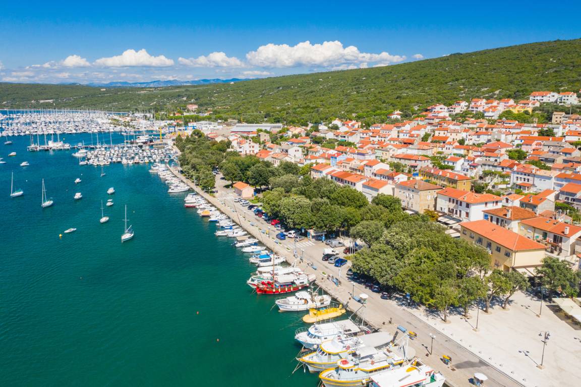 Houseboat ∙ 5 Bedrooms ∙ 10 Guests - Croatia