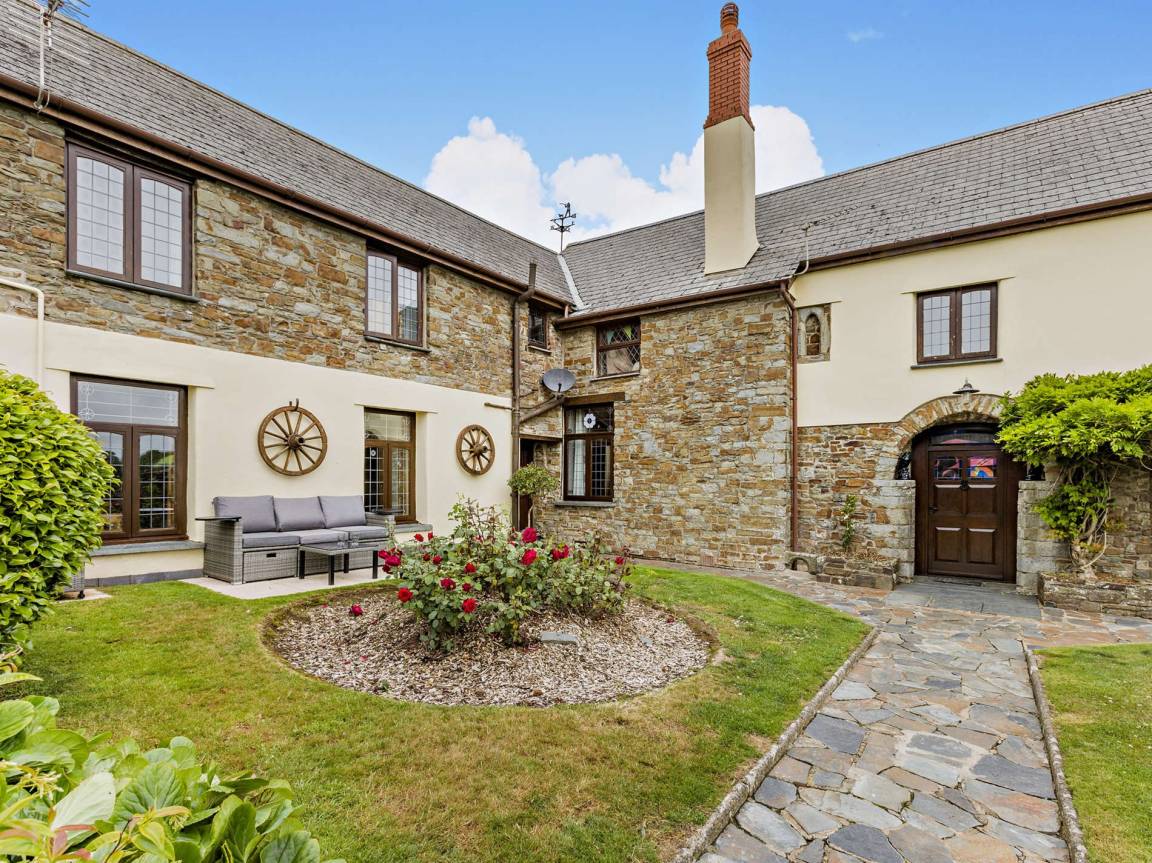 코티지 (자연 속의 작은 별장) ∙ 침실 4개 ∙ 게스트 9명 - 콘월