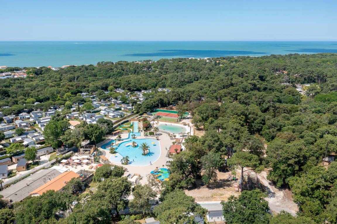 33 M² Caravane ∙ 2 Chambres ∙ 4 Personnes - Charente-Maritime