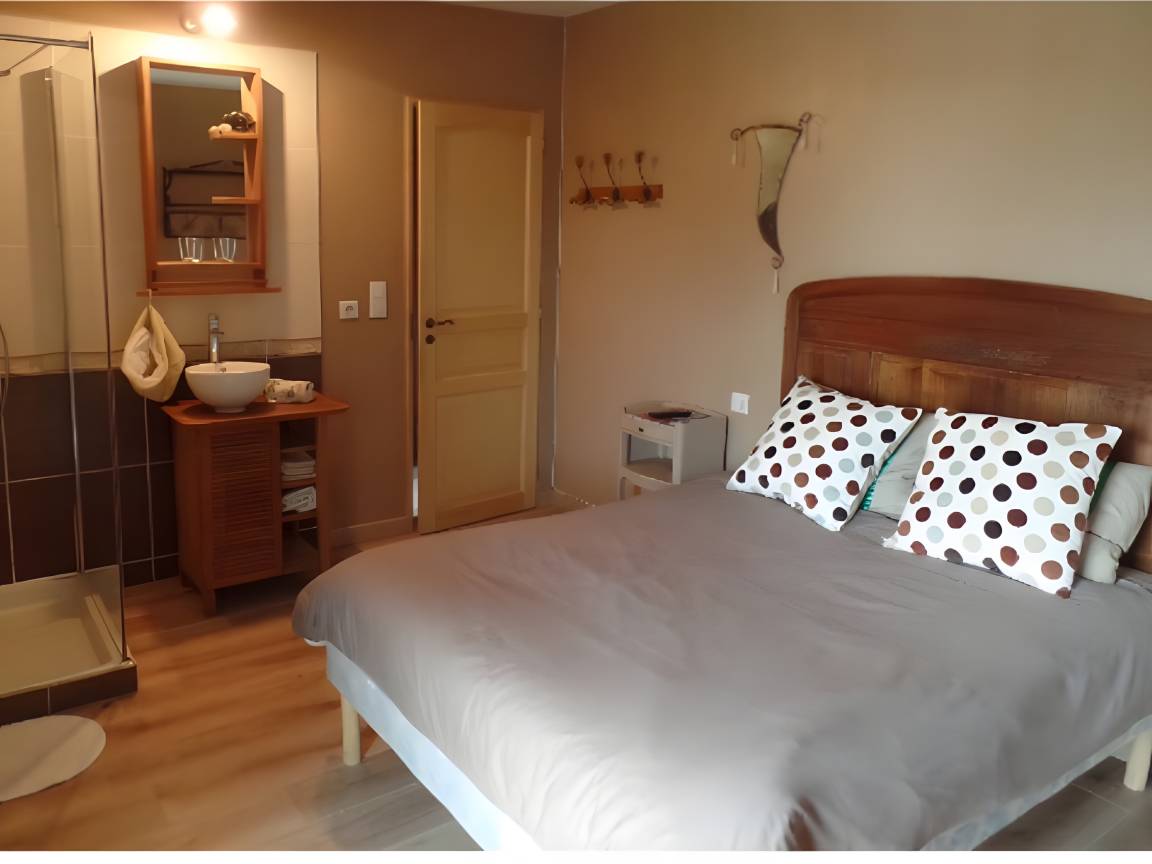 15 M² Chambre D'hôtes ∙ 1 Chambre ∙ 2 Personnes - Aimargues