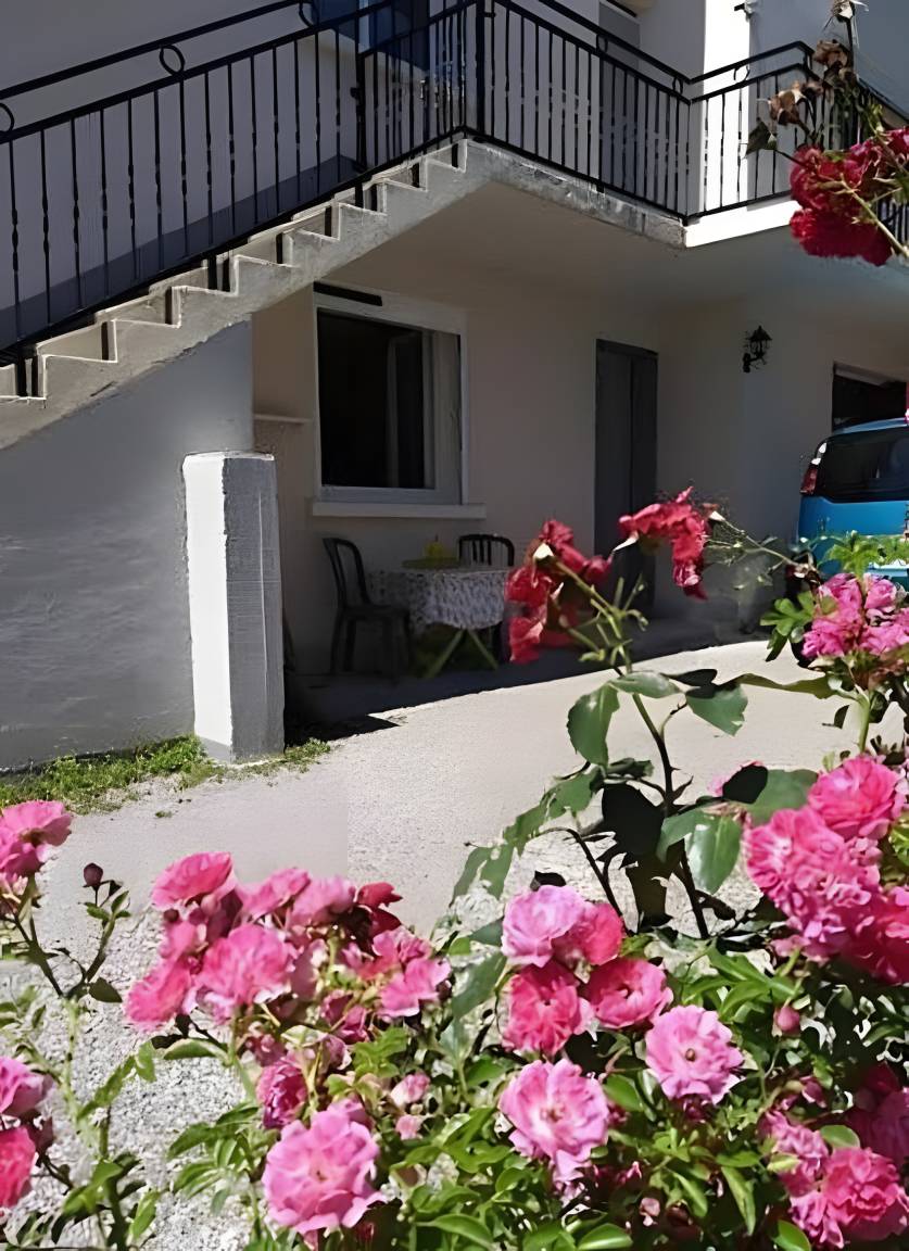 20 M² House ∙ 1 Bedroom ∙ 2 Guests - Rodez