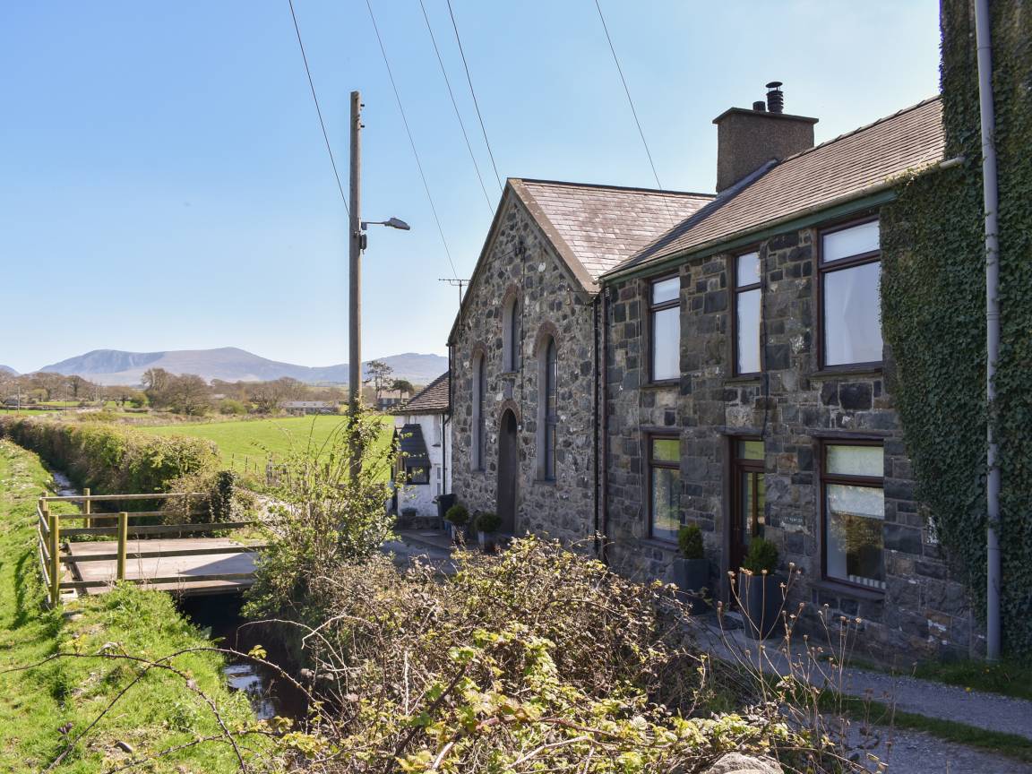 Cottage ∙ 3 Bedrooms ∙ 5 Guests - Anglesey